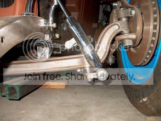 how to stop lower shock mount from rotating? | The H.A.M.B.