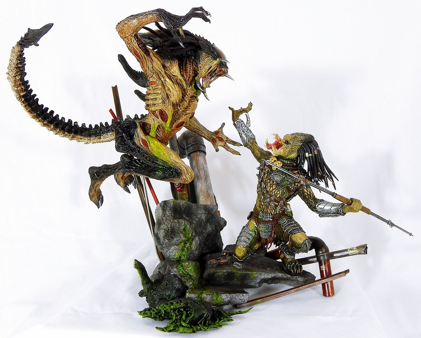 PREDALIEN Vs PREDATOR Diorama By Hot Toys Photo by sabres21768 ...