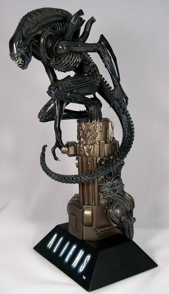 Is this Aliens Statue Rare?? - Statue Forum