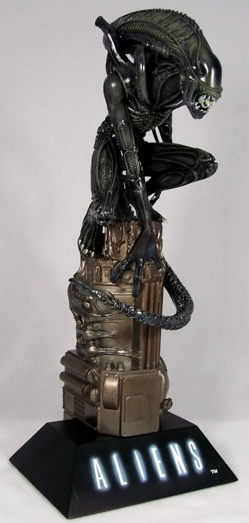 Is this Aliens Statue Rare?? - Statue Forum
